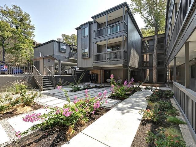 3301 Red River St # 303