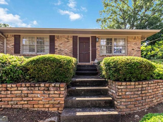 3301 Stonecrest Ct, Atlanta, GA 30341