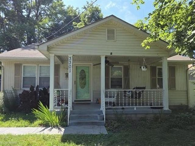 3301 Schneidman Rd, Paducah, KY 42003
