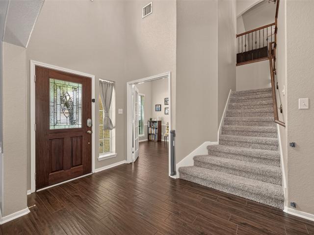 3301 Sequoia Lake Trail