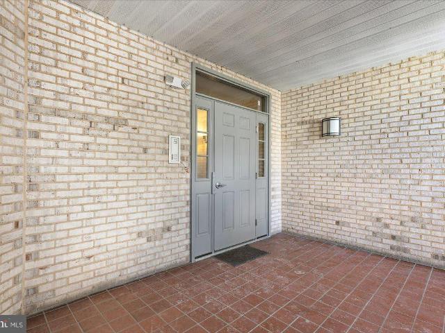 3301 Sir Thomas Dr, Unit 6B34, Silver Spring, MD 20904 | MLS #MDMC2216 | Compass