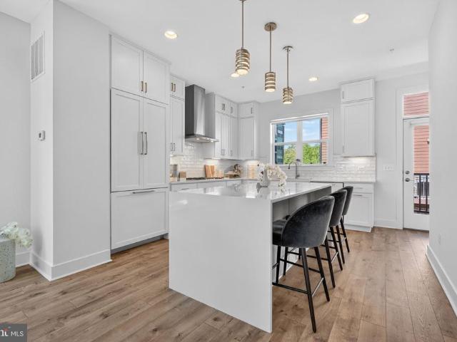 3301 Woodland Phlox Street