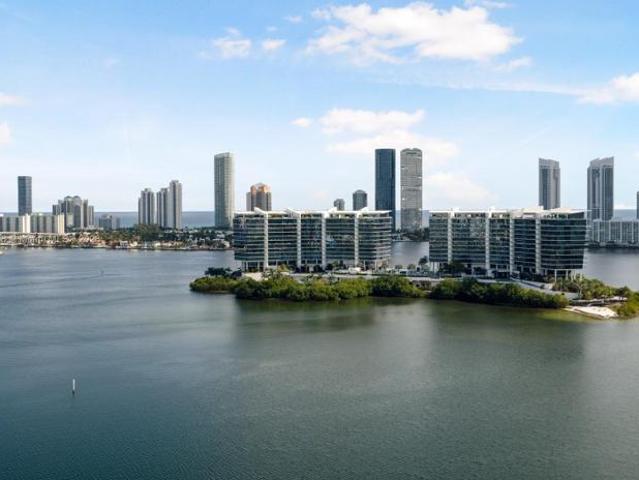 3301 183rd St NE #2204, Aventura, FL 33160