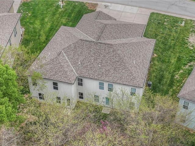 3301 3 N 103rd Ter, Kansas City, KS 66109 | MLS #2606 | Compass