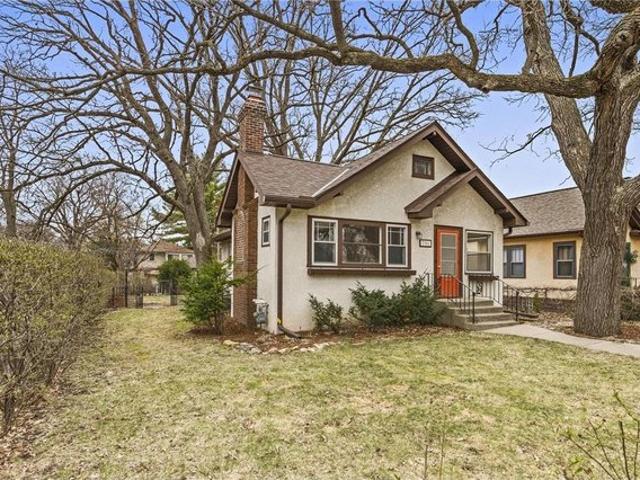 3301 44th Ave S, Minneapolis, MN 55406