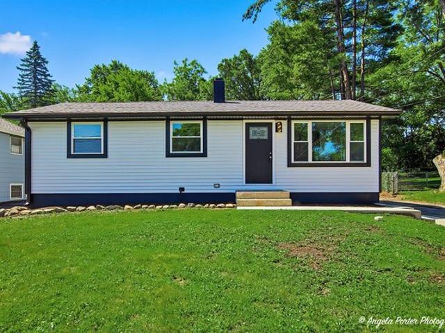 33028 N Ridge Rd, Grayslake, IL 60030