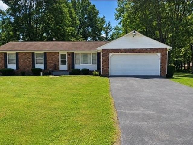 3302 Brenner Rd, Barberton, OH 44203