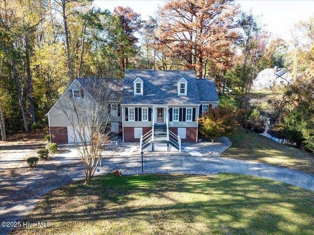 3302 Country Club Rd, Trent Woods, NC 28562
