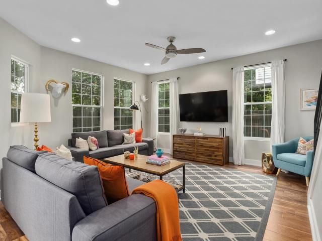 3302 Funston St, Austin, TX 78703 | MLS #5422