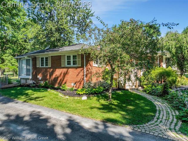 3302 Grant Road