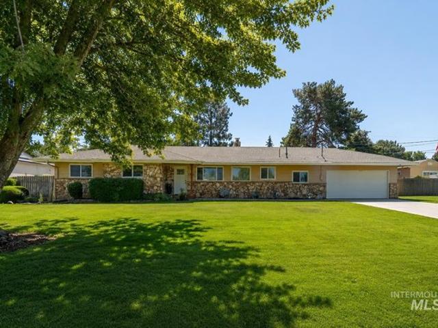 3302 S Midland Blvd, Nampa, ID 83686