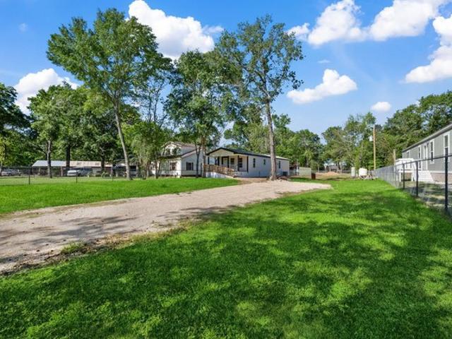33039 Glenda Dr, Magnolia, TX 77354