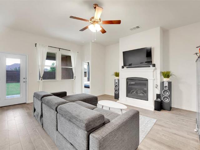 3303 Brady Starr Dr, Aubrey, TX 76227 | MLS #21212 | Compass