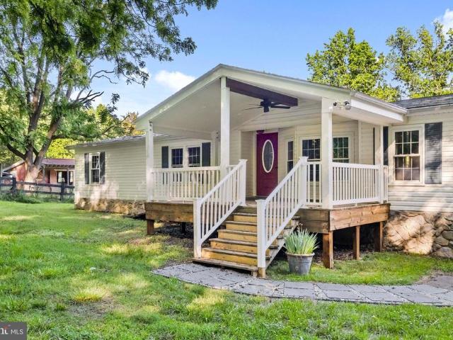 3303 Danbury Circle