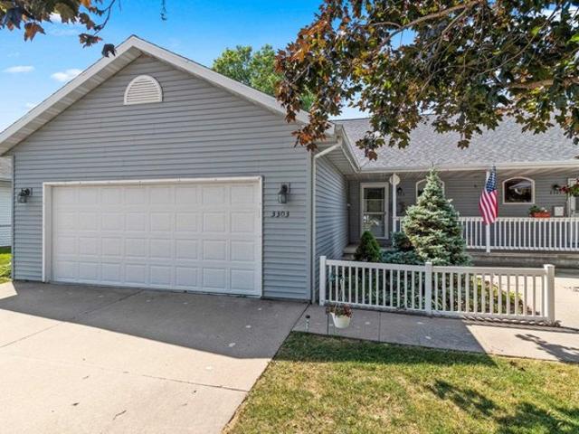 3303 E Heideman Dr, Appleton, WI 54915