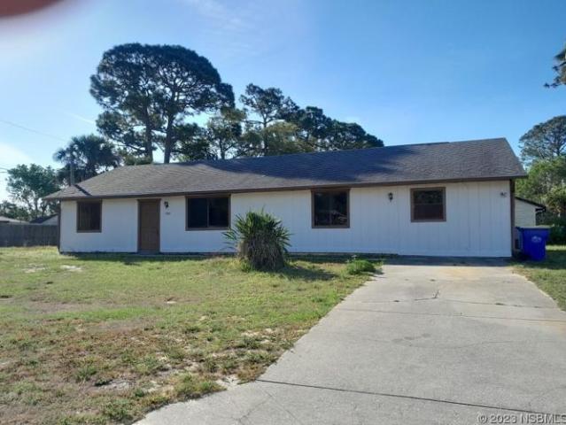 3303 Juniper Dr, Edgewater, FL 32141