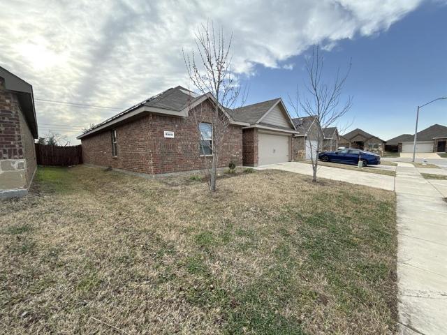 3303 Knoll Drive