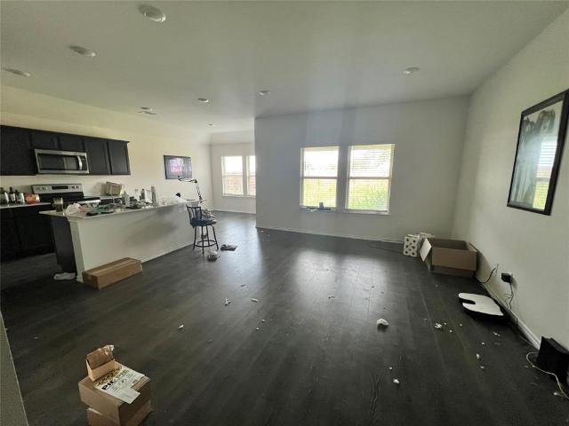 3303 Knoll Drive