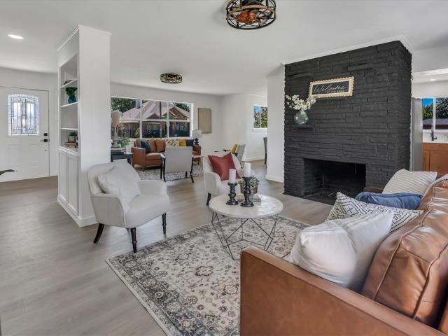 3303 Lockmoor Lane