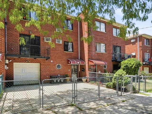 3303 Palmer Ave, Bronx, NY 10475