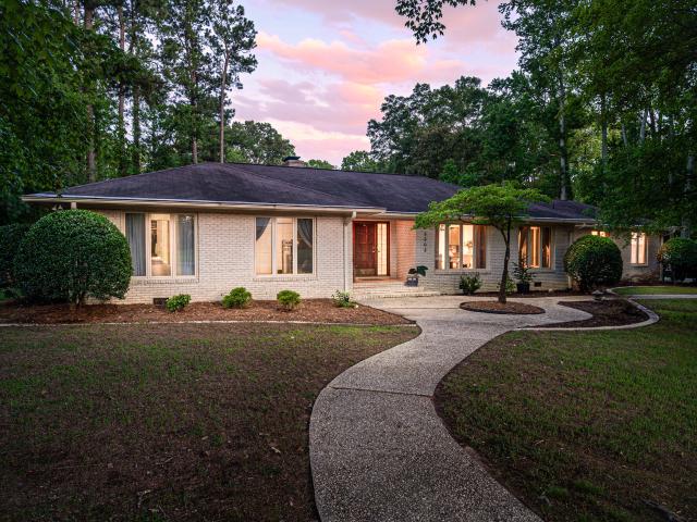 3303 Stoneybrook Drive