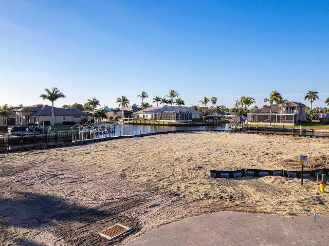 3303 SE 18th Place, Cape Coral, US, FL