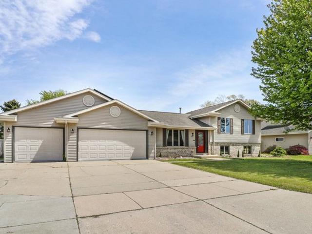 3303 Tennyson Dr, Janesville, WI 53548