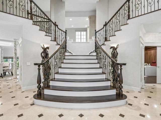3303 White Eagle Drive