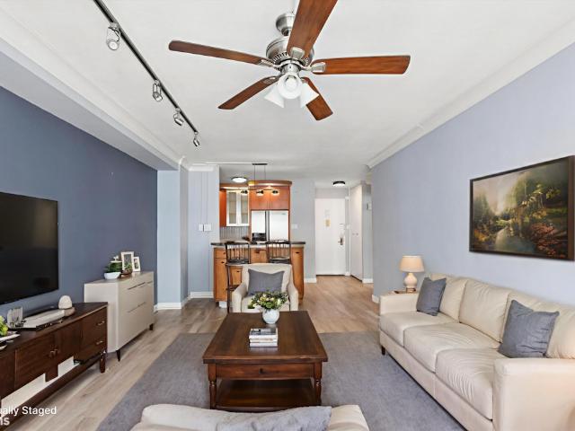 330 3RD Avenue 15H