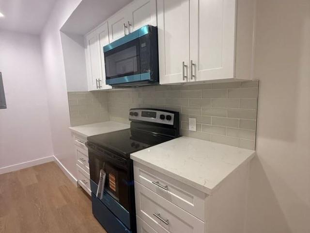 330 2 Bedroom Apartment for Rent at 330 N Crescent Dr, Beverly Hills, CA 90210 Beverly Hills