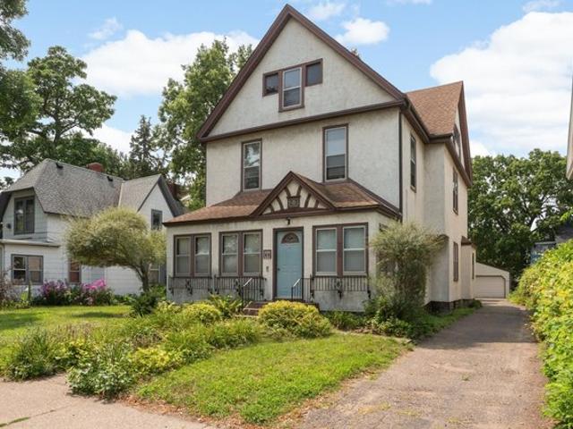 330 4th St NE, Minneapolis, MN 55413
