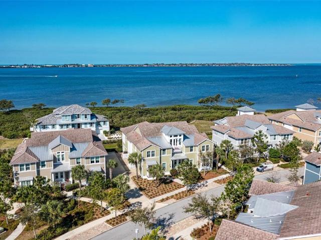 330 Compass Point Dr, Unit 101, Bradenton, FL 34209 | MLS #A4676 | Compass