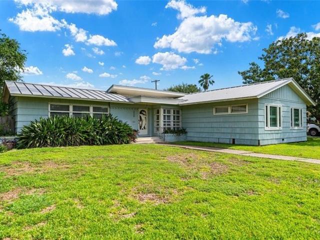 330 Catalina Pl, Corpus Christi, TX 78411