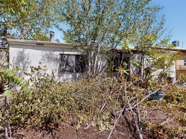 330 Cutler Ave NE, Albuquerque, NM 87102