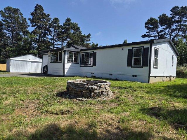 330 Alpine St, Crescent City, CA 95531