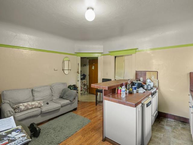 330 Athol Ave, Oakland, CA 94606 | MLS #ML82041