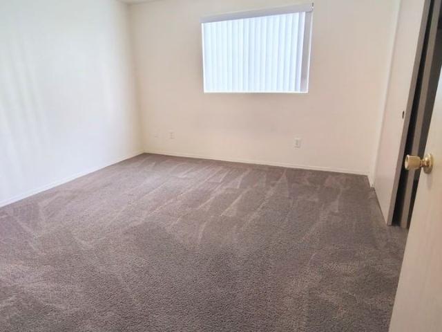 #330 AUTUMN CHASE 3 Bedroom Apartment for Rent at 3211 Autumn Chase Way Ne, Salem, OR 97305 North Lancaster