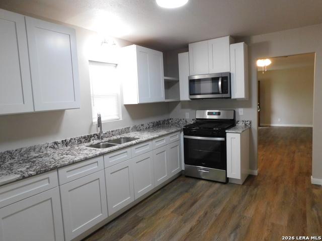 330 Blakeley Dr