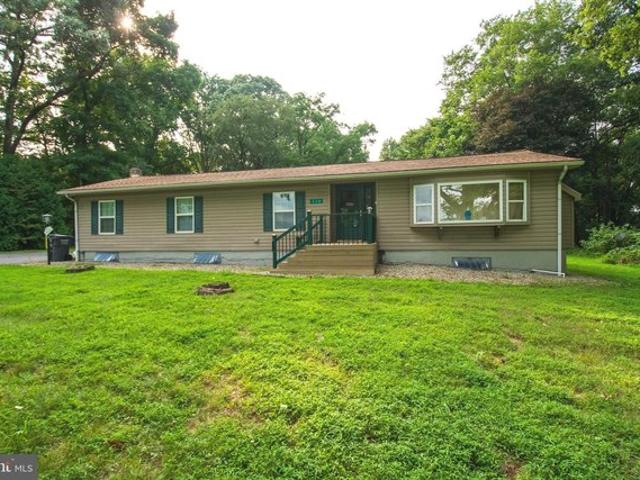 330 Brick Rd, Oxford, PA 19363