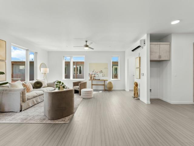 330 G Street #406, West Sacramento, US, CA