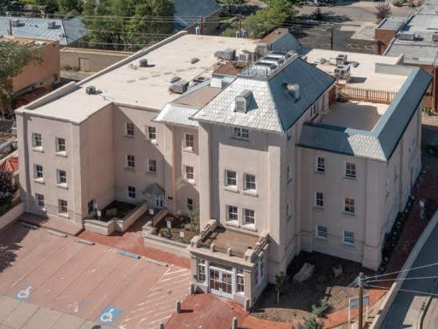 330 Garfield 203