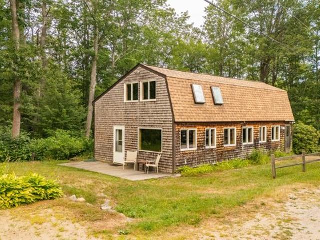 330 Gibbs Rd, Wiscasset, ME 04578