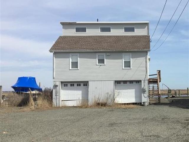 330 Dock Rd, West Creek, NJ 08092