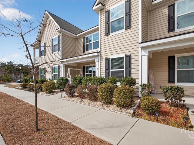 330 Dogwood Cir, Port Wentworth, GA 31407 | MLS #SA348502 | Compass