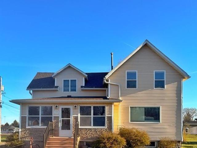 330 E 5th St, Glidden, IA 51443