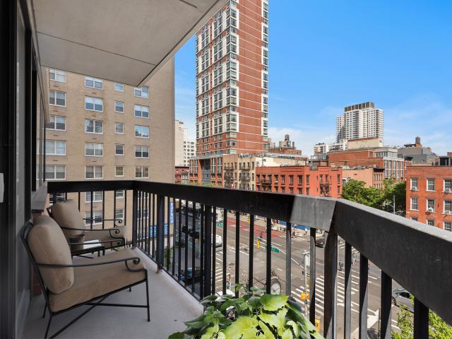 330 E 75TH Street 4B