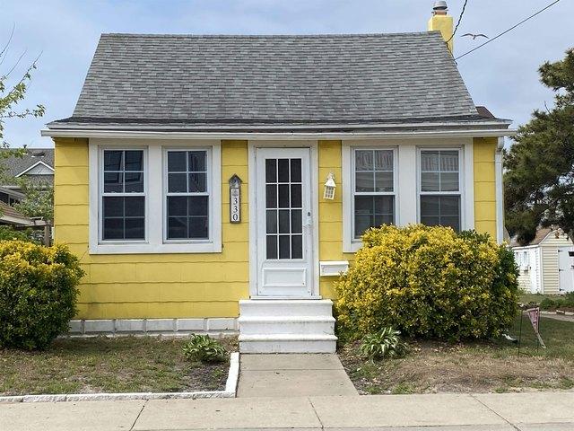 330 E 2nd Ave, North Wildwood, NJ 08260
