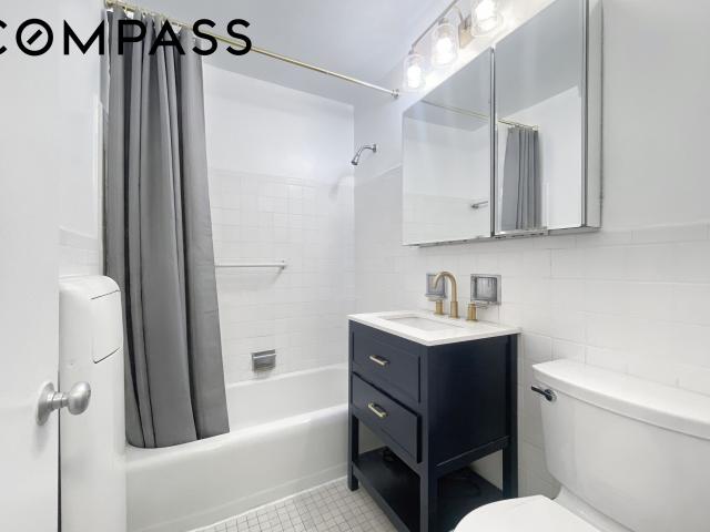 330 E 33rd Street 14G