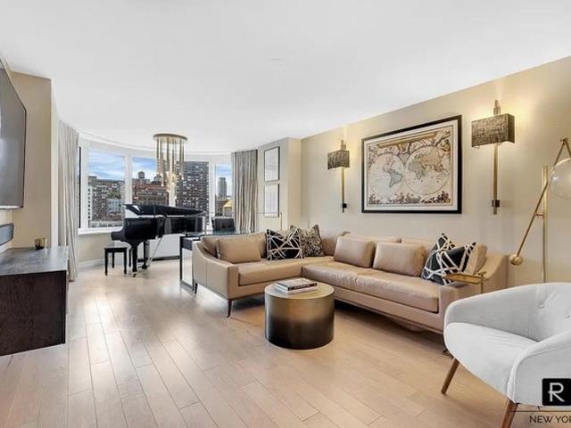 330 E 38th St Unit 9AQ, New York, NY 10016