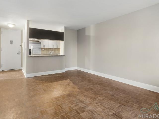 330 E 39th Street 18A